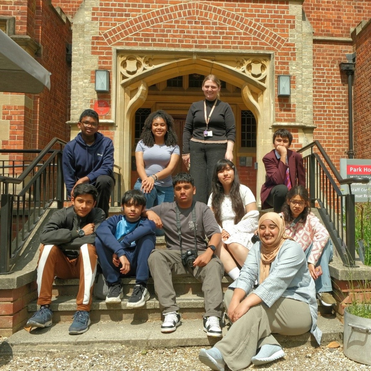 Researchers 'reading' at Reading - Barnhill Community High School